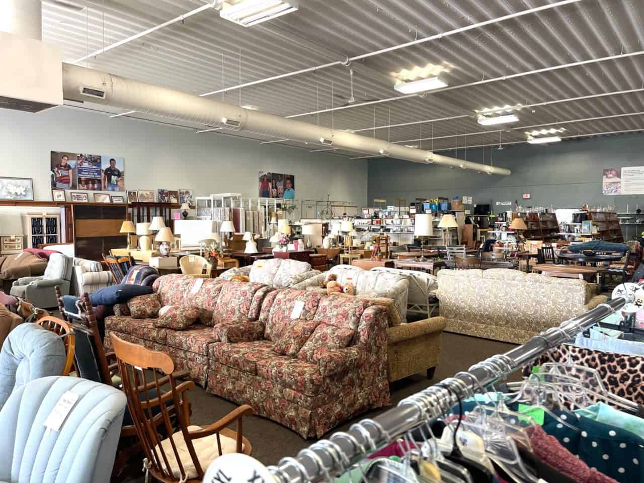4 Tips to Finding Thrift Store Deals - Pure Happy Home